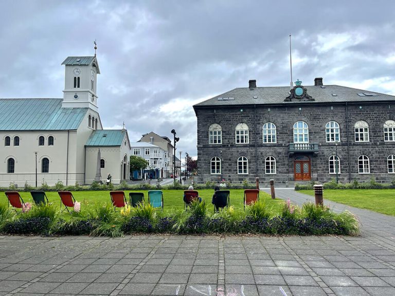 Mini guía para saber qué ver en Reikiavik, ¡y dónde comer barato!